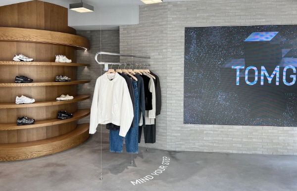 한섬 톰그레이하운드, 성수에 편집 매장 ‘TOMG.’ 오픈